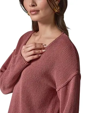 DONNA KARAN WEEKEND Donna Karan V Neck Sweater