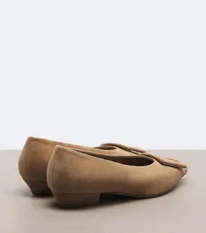 ROGER VIVIER Viv" Suede Ballet Flats - Beige