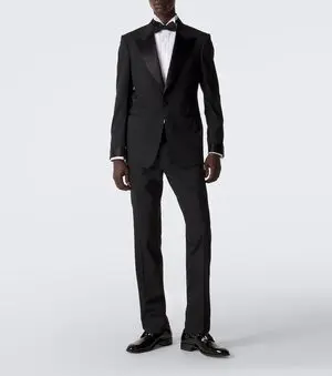 CHRISTIAN LOUBOUTIN Chambeliss Patent Leather Derby Shoes