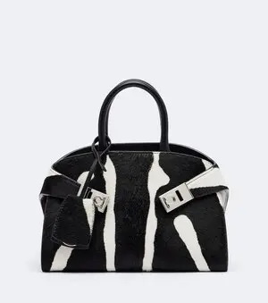 FERRAGAMO Hug Small Shoulder Bag - Black