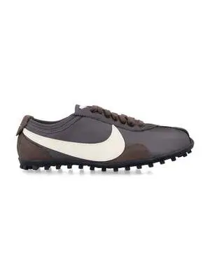 Nike Heritage Running Sneaker - Baroque Brown