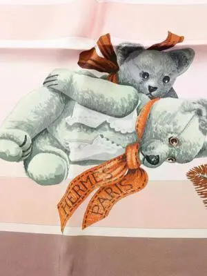Hermès 2010s Confidents Des Coeurs Scarf