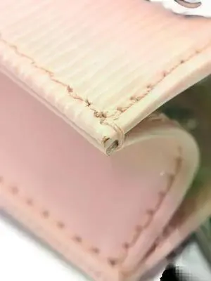 LOUIS VUITTON Petite Sac Plat Epi Handbag - Pink