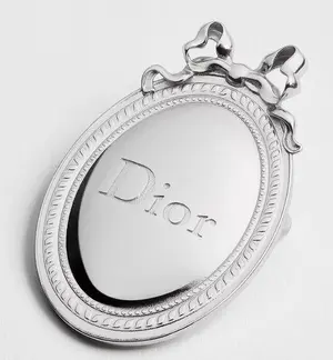 Dior Médaillon Brooch