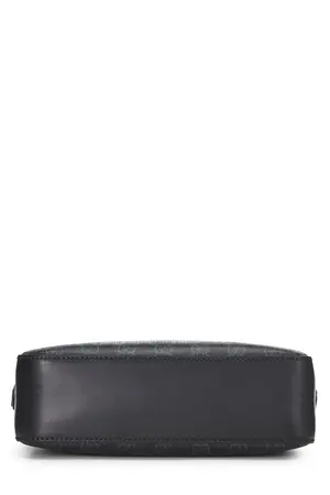 Gucci Gg Supreme Coated Canvas Crossbody Bag With Web Stripe