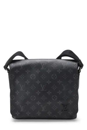 LOUIS VUITTON Monogram Eclipse District Nm - Black