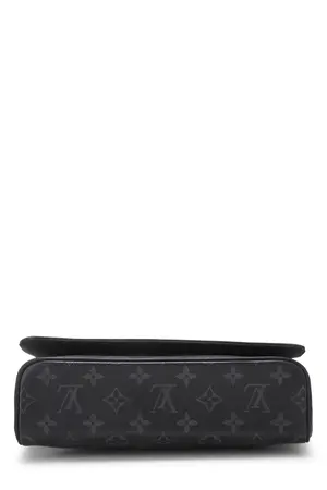 LOUIS VUITTON Monogram Eclipse District Nm