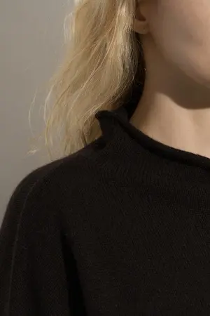 LISA YANG Cashmere Sweater ‘sandy