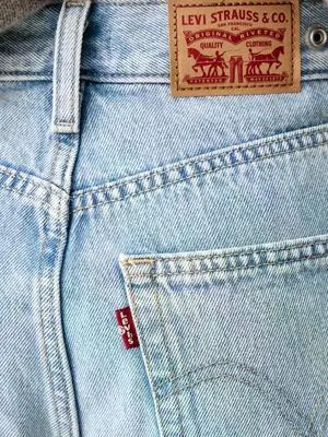 LEVI'S Cinch Logo-patch Denim Shorts