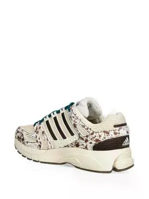 Adidas Adistar Control Shoes