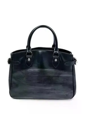 LOUIS VUITTON Passy Pm Handbag - Black