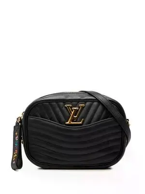 LOUIS VUITTON 2019 New Wave Camera Bag Crossbody Bag - Black