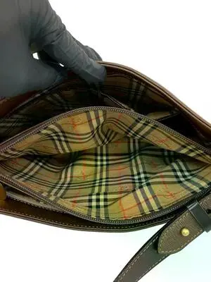 Burberry 2000-2017 Leather Shoulder Bag