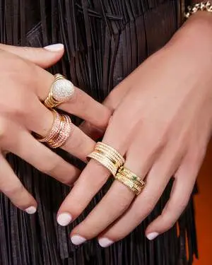 CAMPBELL + CHARLOTTE Sapphire Revel Dimensional Cigar Band Ring