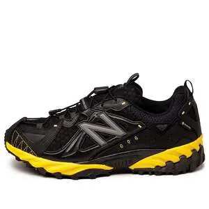 NEW BALANCE 610 Trail Running Sneakers - Black/yellow