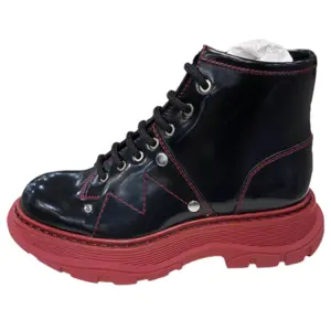 Alexander McQueen Studded Polished Leather Ankle Boots 'black - Black/red
