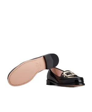 ROGER VIVIER Metal Buckle Patent Leather Loafers