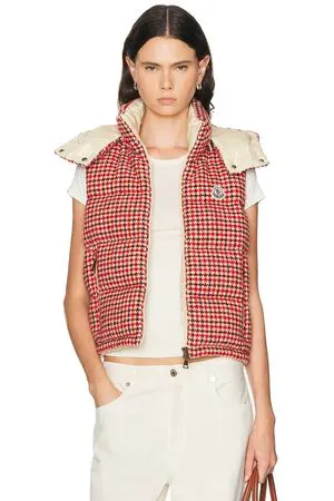 Moncler Niverolle Vest In Red