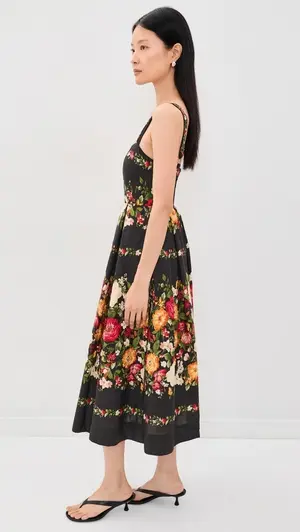 Moon River Floral Print Sweetheart Neck Midi Dress