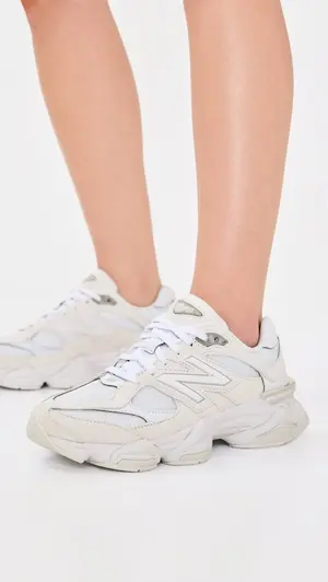 NEW BALANCE 9060 Low Top Sneakers - Grey/white