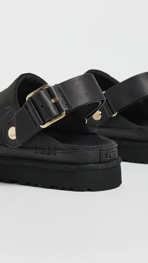 UGG Goldenstar Villa Clogs