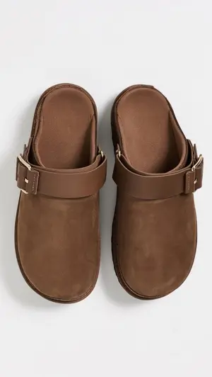 UGG Goldenstar Villa Clogs