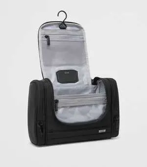 Tumi Alpha 4 Hanging Travel Kit