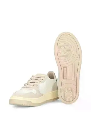 AUTRY Medalist Low Sneakers - White