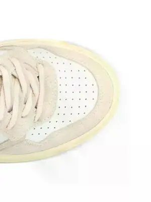 AUTRY Medalist Low Sneakers - White