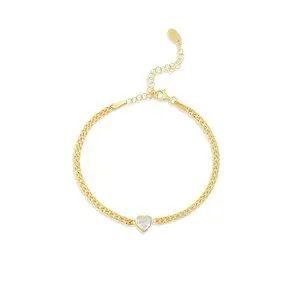 SHYMI Fancy Shape On A Curb Chain Bracelet Heart - Gold