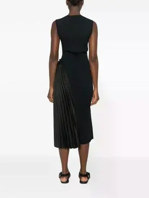 Crewneck midi dresses