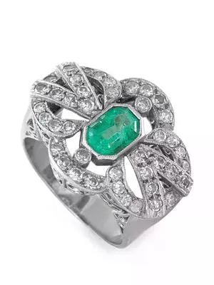 LB EXCLUSIVE Emerald-cut Diamond Ring