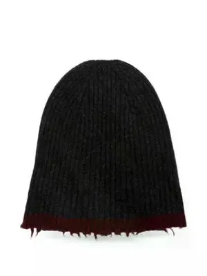 UMA WANG Ribbed-knit Frayed-hem Beanie Hat - Grey