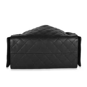 Chanel Quilted Caviar 25 Hobo - Black