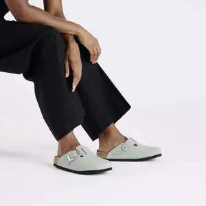 BIRKENSTOCK Boston Clog