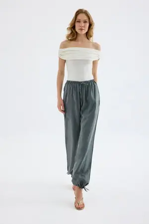 MONLICIA Novelle Modal Balloon Pants - Grey