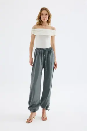 MONLICIA Novelle Modal Balloon Pants - Grey