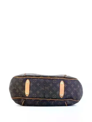 LOUIS VUITTON Galliera Monogram Canvas Pm Hobo Bag - Brown