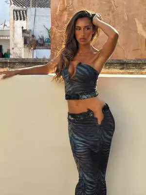 OUTCAST Milliea Maxi Skirt Miele