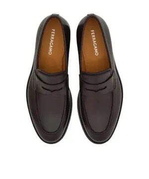FERRAGAMO Penny Loafer