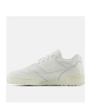 NEW BALANCE 550 Round Toe Sneakers
