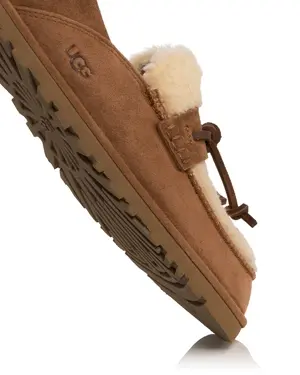 UGG Zora Tassel Loafers - Chestnut