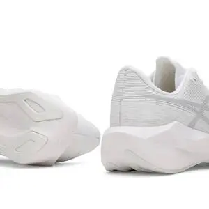Asics Novablast 6 Sneaker