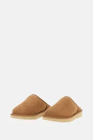UGG Classic Slip On Suede Clogs - Marrone