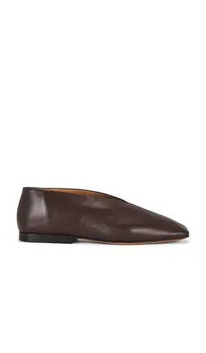 MANSUR GAVRIEL Square Soft V Flat In Brown - Chocolate