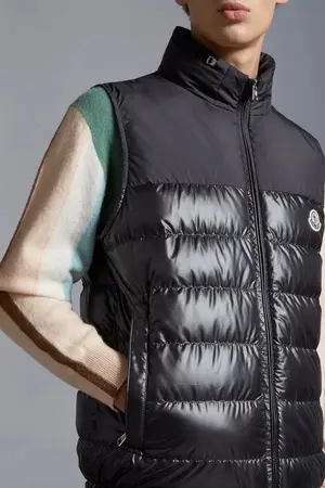 Moncler Logo Patch Quilted Vest