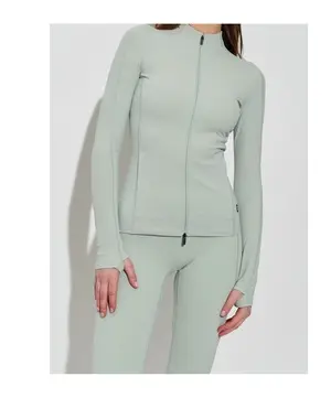 On Zip-up Performance Top