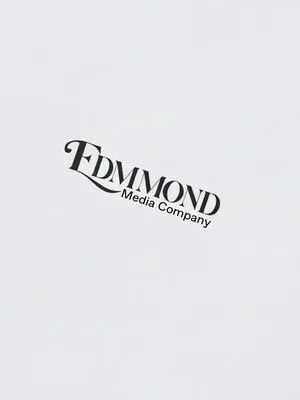EDMMOND STUDIOS Media Company Graphic-print T-shirt