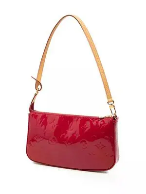 LOUIS VUITTON 2013 Monogram Vernis Pochette Accessoires Shoulder Bag - Red