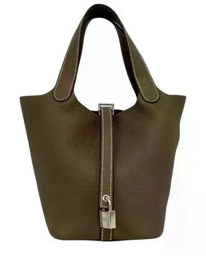 Hermès 2017 Clemence Picotin Lock 18 Handbag - Neutrals